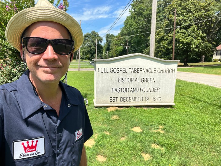 Elvis World: Walking in Memphis – SoulRide